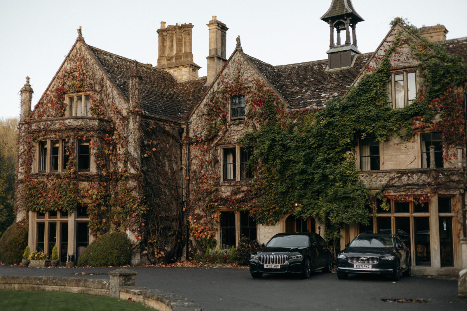 Castle Combe Cotswolds Visiting Guide - thewildlylife.com